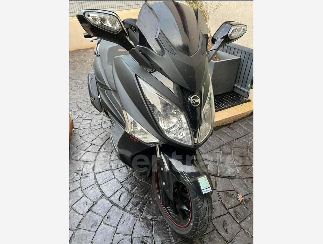 Annonce Sym gts 300 2018 occasion - Bouches-du-Rhône 13