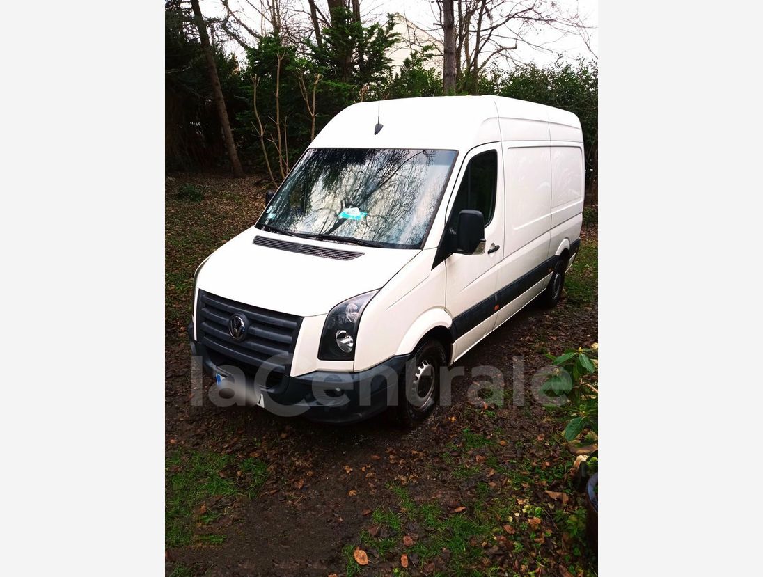 Annonce Volkswagen crafter fourgon sureleve 35 2.5 tdi 164 empattement 3665 2006 DIESEL occasion ...