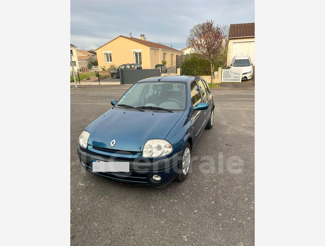Annonce Renault clio ii 1.9 d rxe 5p 2001 DIESEL occasion - Loire ...