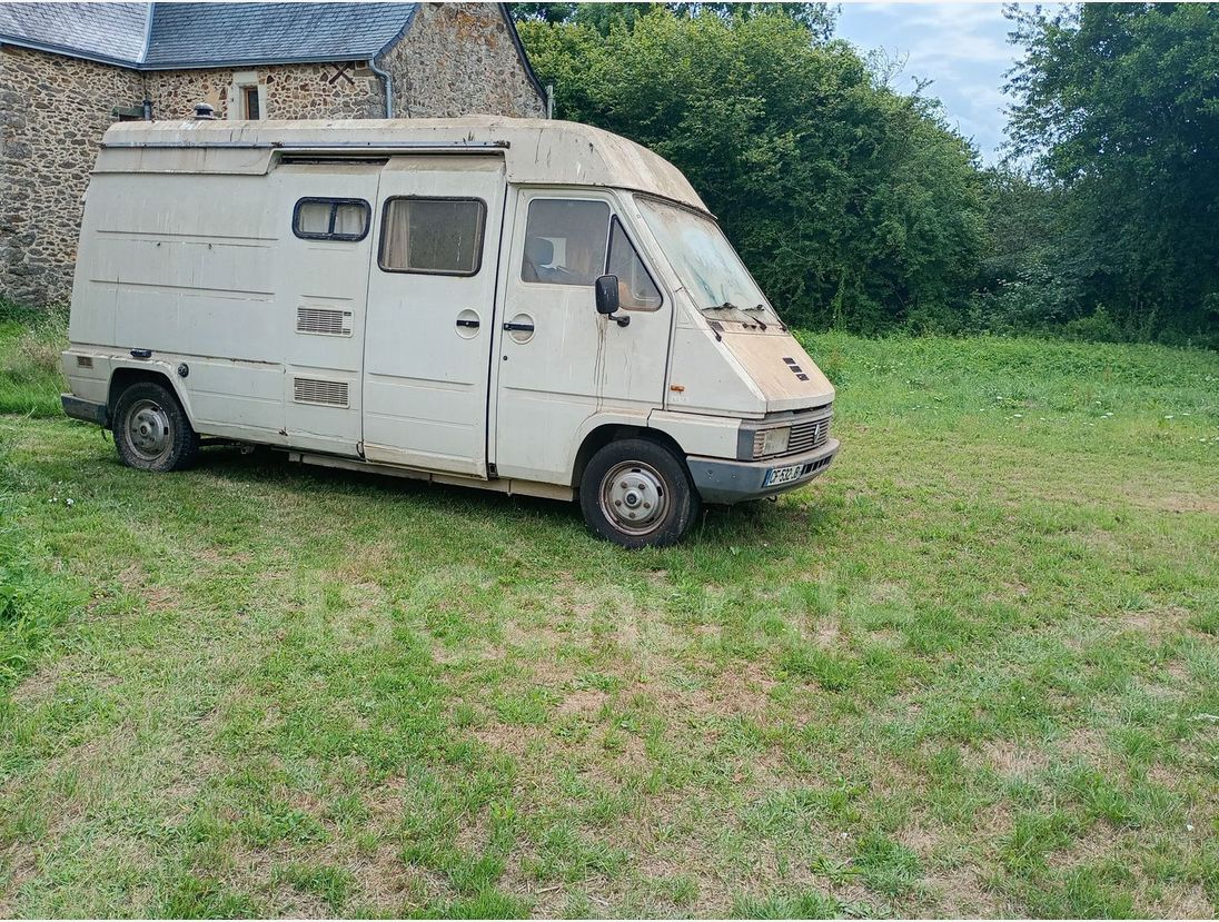 Annonce Renault master d 1986 DIESEL occasion - Mayenne 53