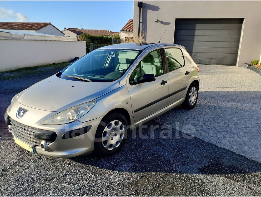 Annonce Peugeot 307 1.4 16s 90 style 5p 2005 ESSENCE occasion - Maine ...