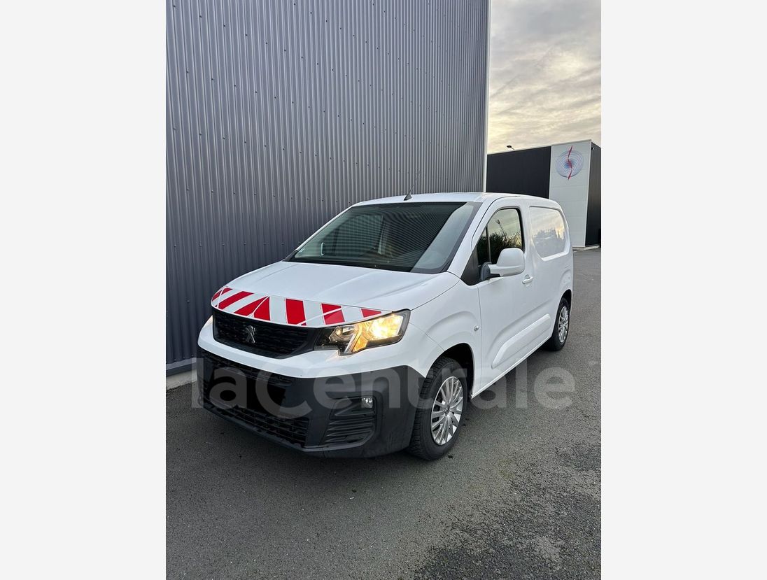 Annonce Peugeot partner iii 1.6 bluehdi 100 s&s 1000kg stand asphalt ...