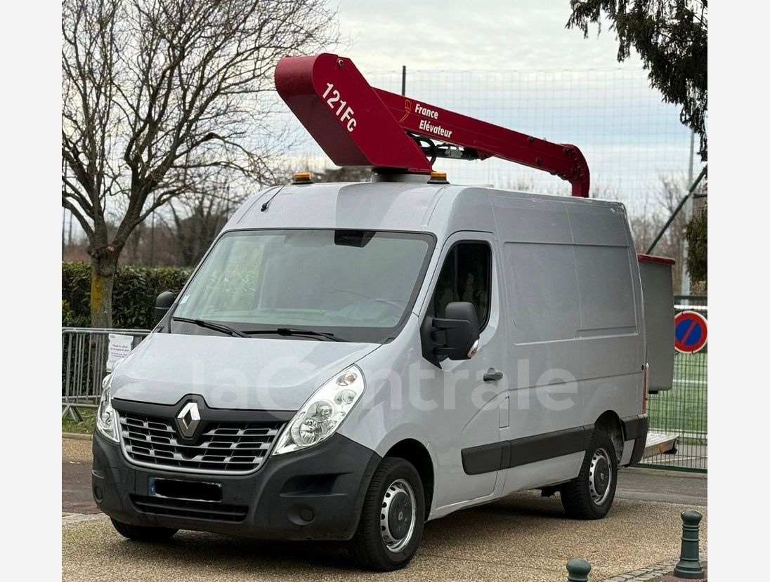 Annonce Renault master iii (2) 2.3 master grand volume 20m3 propulsion ...