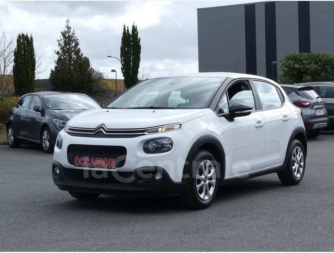 Annonce Citroen c3 iii entreprise 1.2 puretech 82 feel nav 2019 ESSENCE ...