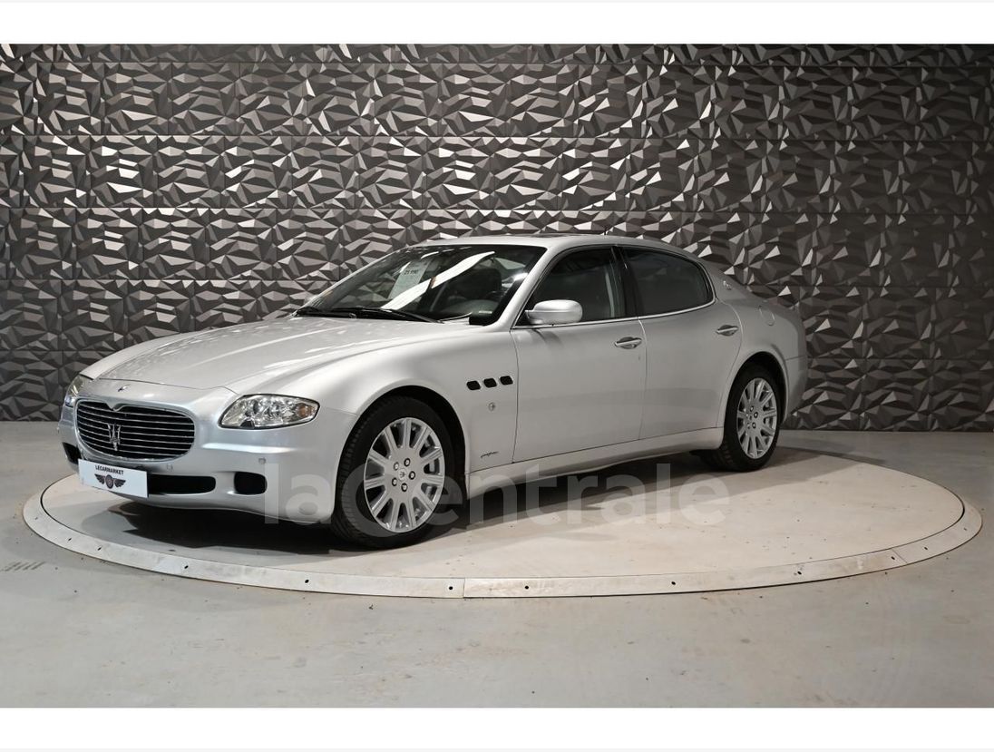 Annonce Maserati quattroporte v 4.2 v8 duoselect 2004 ESSENCE occasion - Yvelines 78