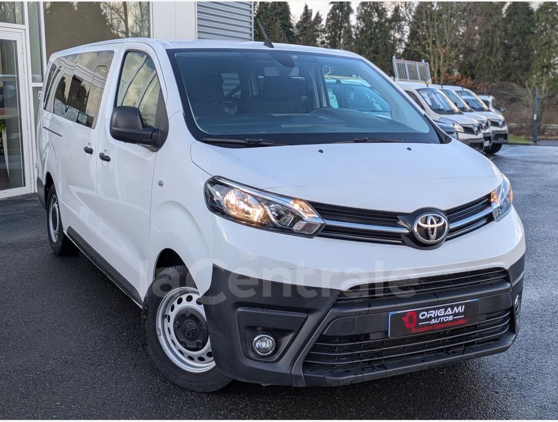 Annonce Toyota proace ii (2) combi 1.5d d-4d 120ch long dynamic 9pl ...