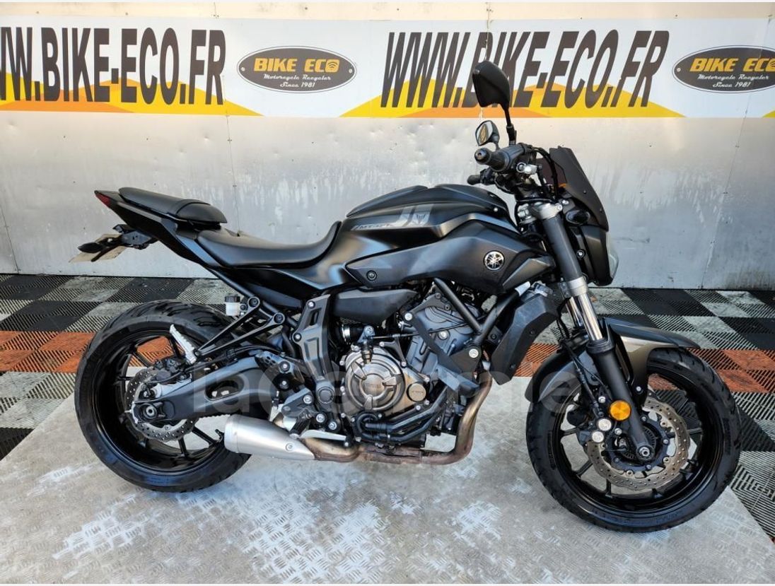 Annonce Yamaha mt-07 690 2017 ESSENCE occasion - Bouches-du-Rhône 13