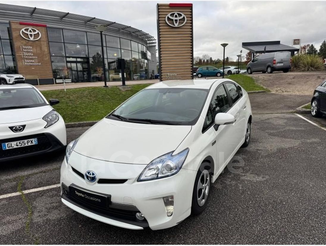 Annonce Toyota prius iii rechargeable 136h dynamic 17" 2012 HYBRIDE ...