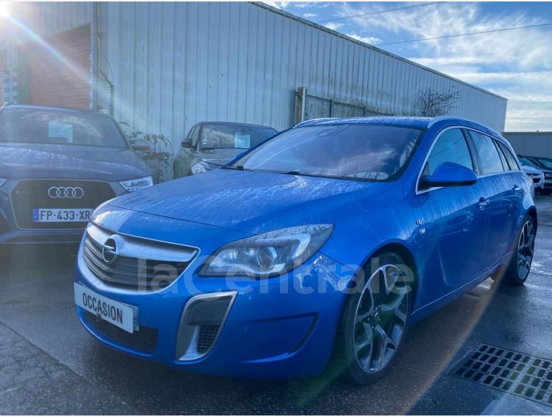 Annonce Opel insignia (2) sports tourer 2.8 v6 biturbo 325 4x4 opc bva ...