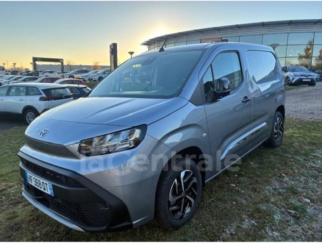 Annonce Toyota proace city (2) d-4d 130 start medium bva 2025 DIESEL ...