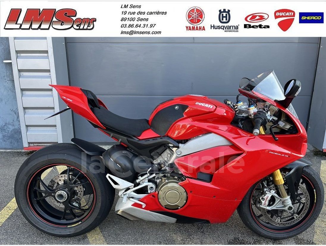 Annonce Ducati panigale 1100 v4 s 2018 ESSENCE occasion - Rhône 69