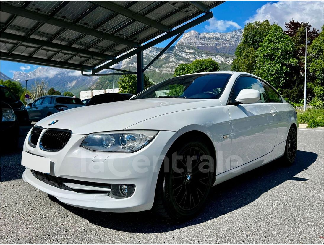 Annonce Bmw serie 3 (e92) (2) coupe 320i 170 confort bva6 2013 ESSENCE occasion - Vif - Isère 38